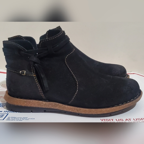 Born | Shoes | Born Suede Tarkiln Black Leather Ankle Bootie 6365 Nwob ...